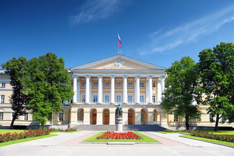 Off the beaten track - Red Russia Russia VIP Travel